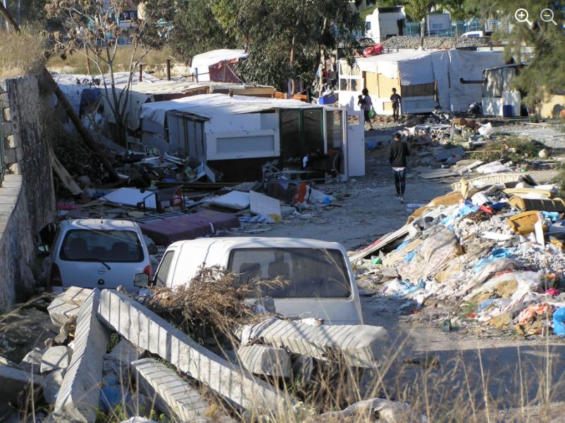 Λιμάνι Πειραιά: Απαράδεκτες εικόνες στον αρχαιολογικό χώρο της ...