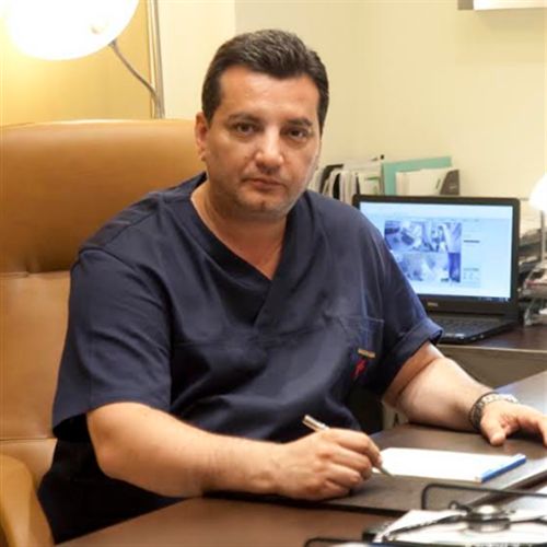 ΕΠΙΤΥΧΗΣ αφαίρεση Καρκίνου του παχέος εντέρου στην Ενδοσκοπική Μονάδα ...